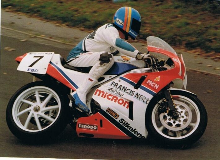 80 Best British Riders | British Motorcycle Racers | Devitt