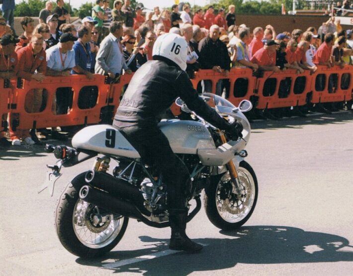 80 Best British Riders | British Motorcycle Racers | Devitt