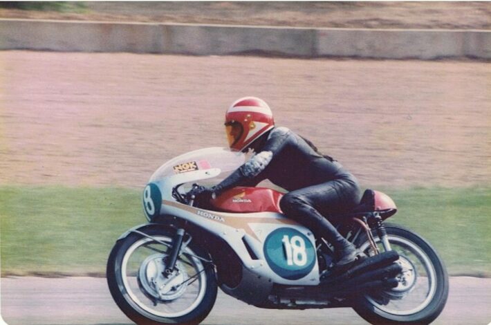 80 Best British Riders | British Motorcycle Racers | Devitt