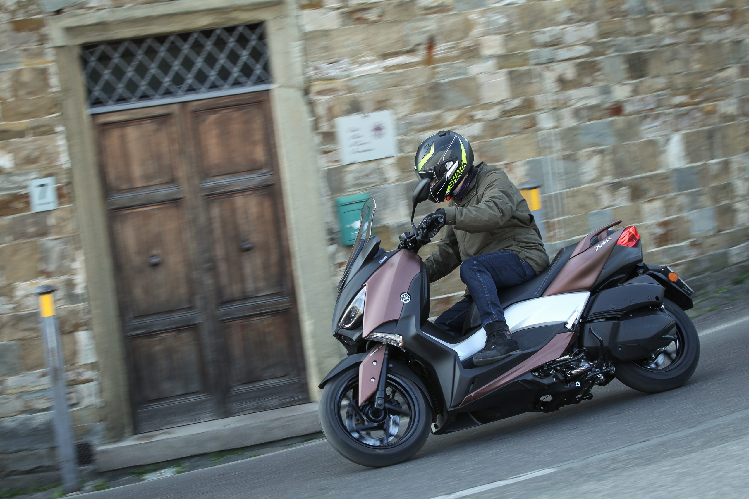 Top 10 A2 Licence Motorbikes | Devitt