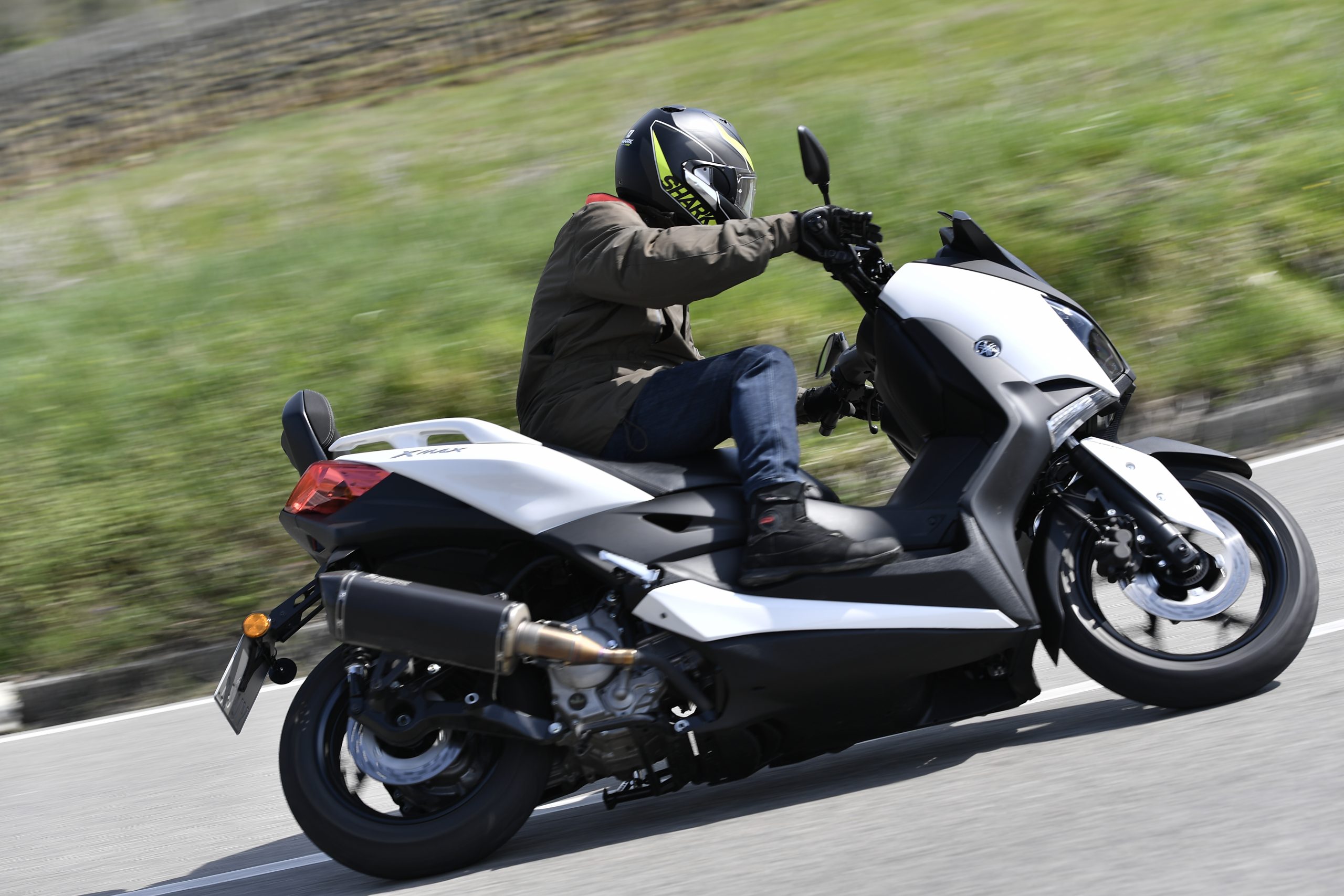 Top 10 A2 Licence Motorbikes | Devitt