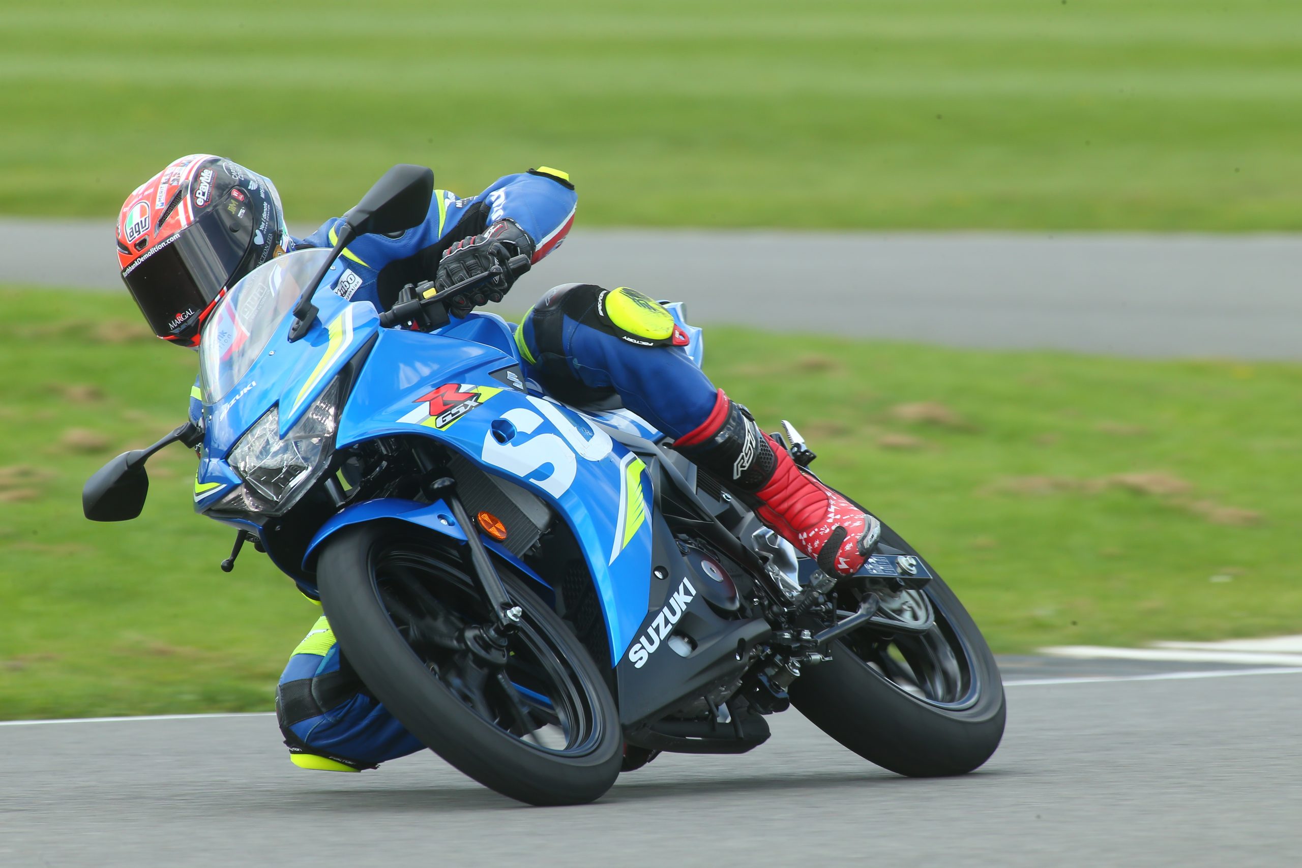 Top 10 125cc Motorbikes | Best 125cc Bikes | Devitt