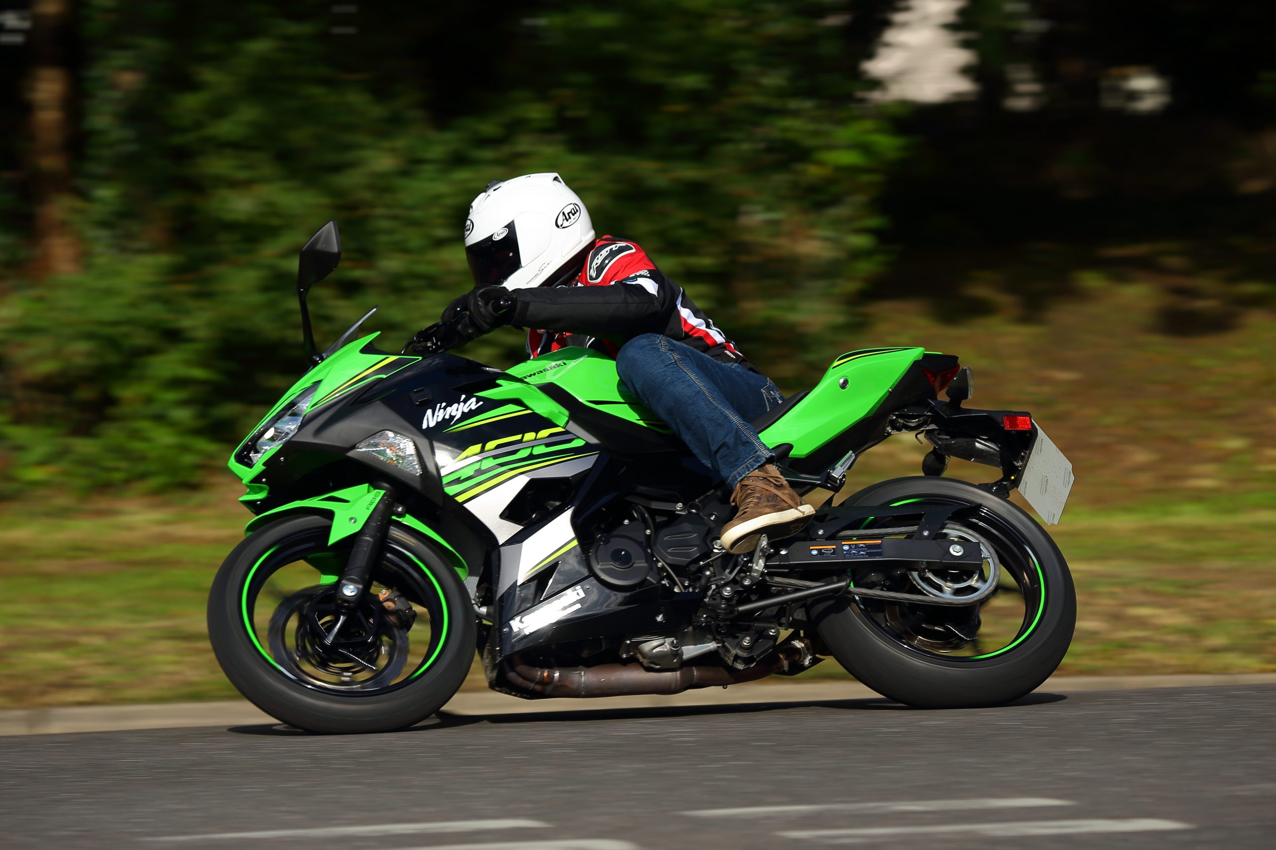 Yamaha R3 vs Kawasaki Ninja 400 | Devitt Insurance