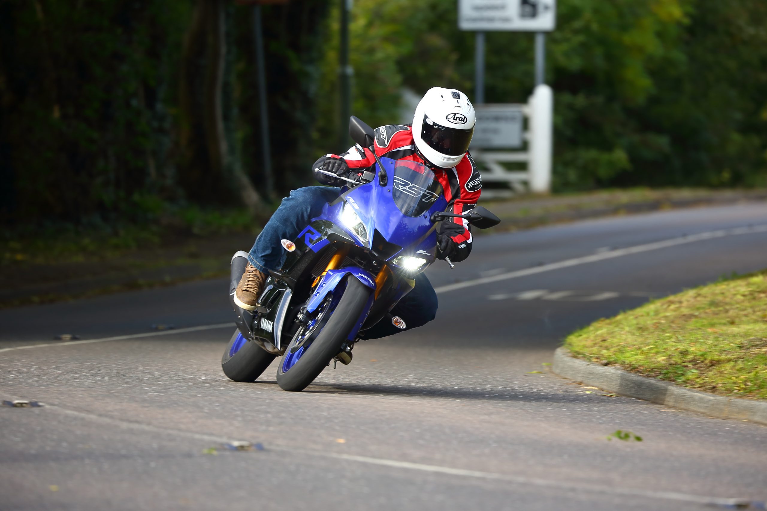 Yamaha R3 vs Kawasaki Ninja 400 | Devitt Insurance