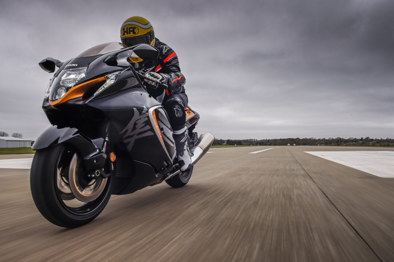 Ride Review: 2021 Suzuki Hayabusa | Devitt
