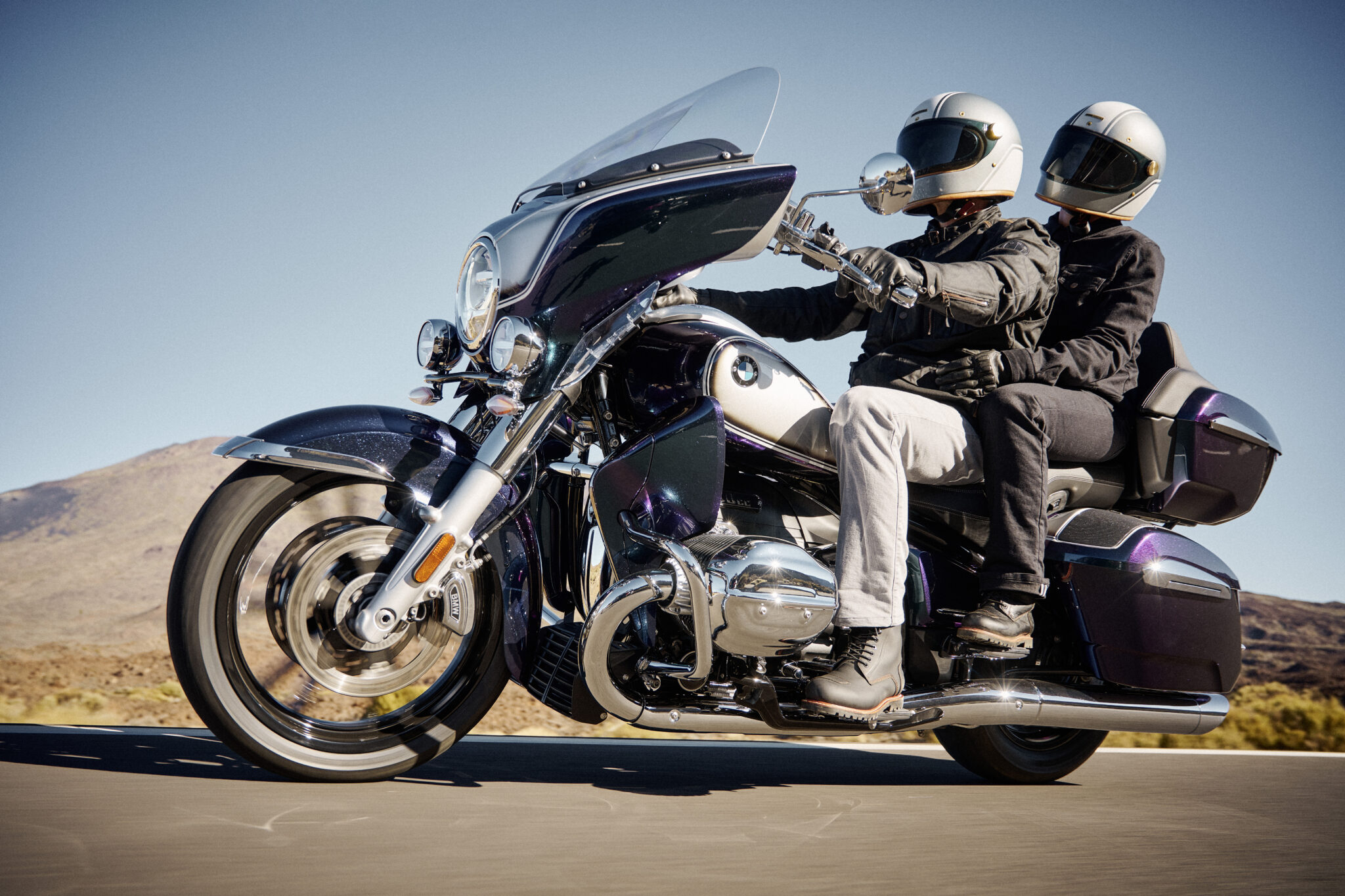 2022 BMW R18 Transcontinental and R18 B Bagger | Devitt