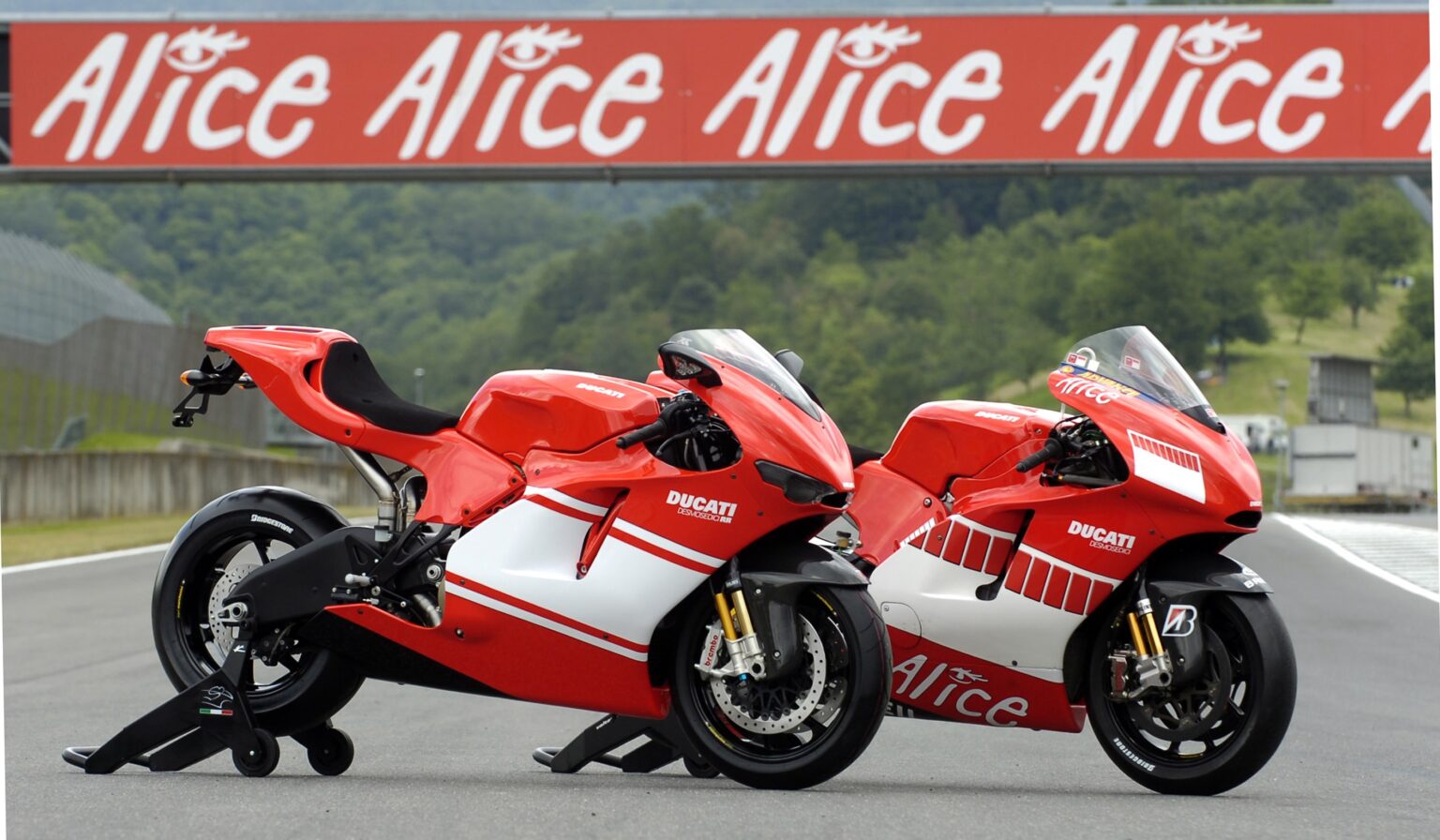 Top Ten Exotic Italian Superbikes | Devitt Insurance