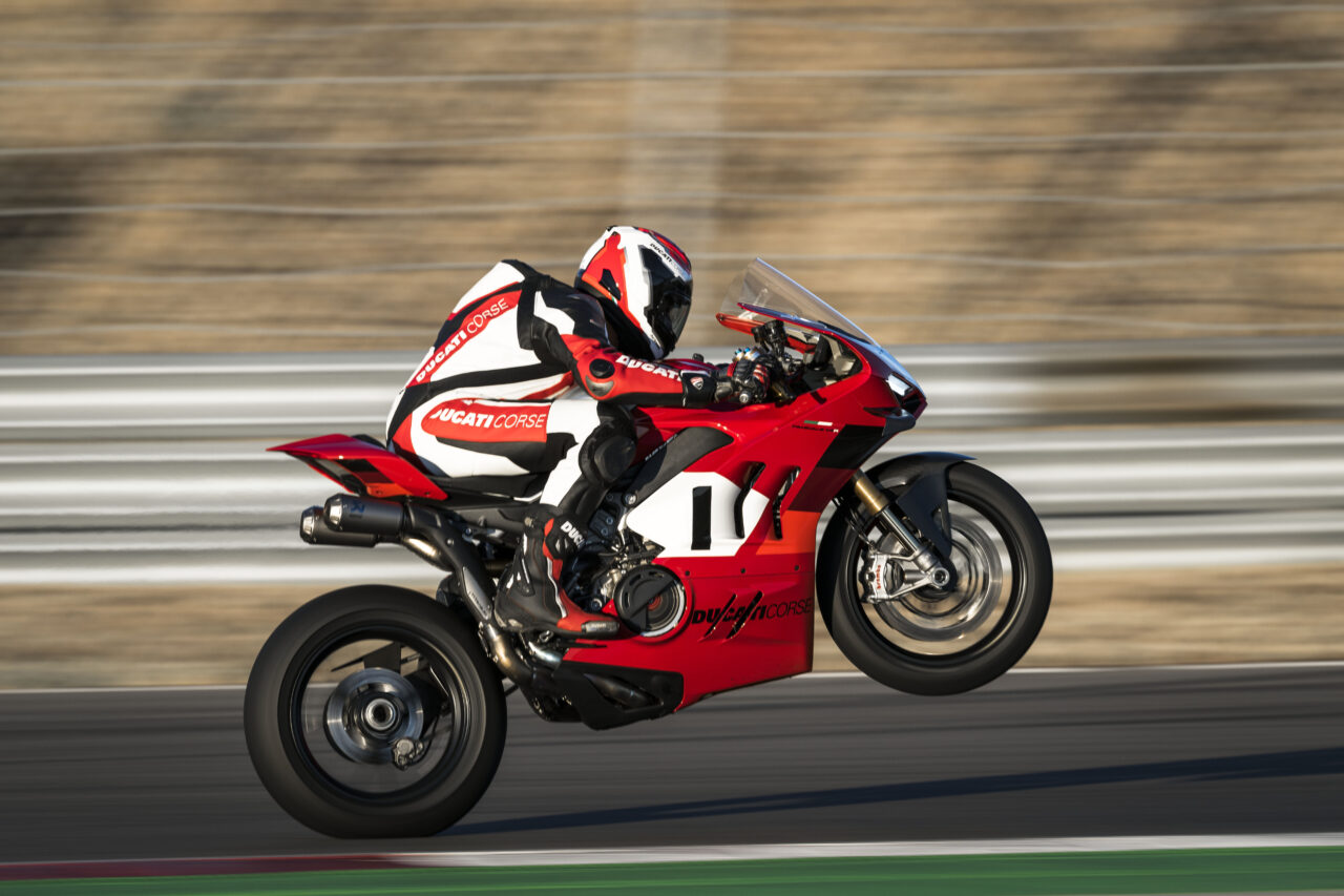 First Look: 2023 Ducati Panigale V4 R | Devitt Insurance