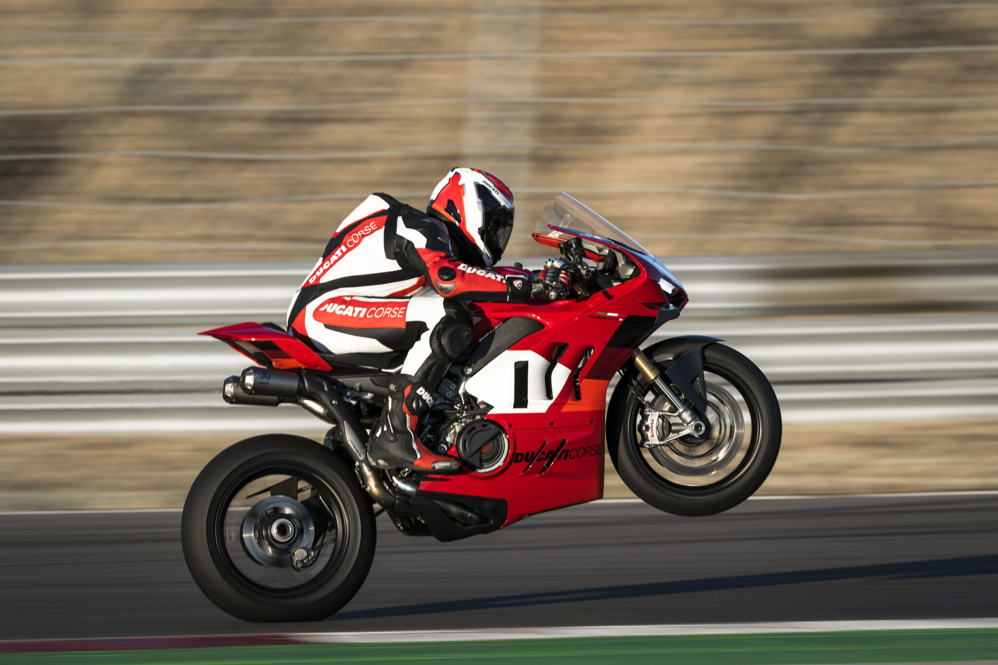 First Look: 2023 Ducati Panigale V4 R | Devitt Insurance
