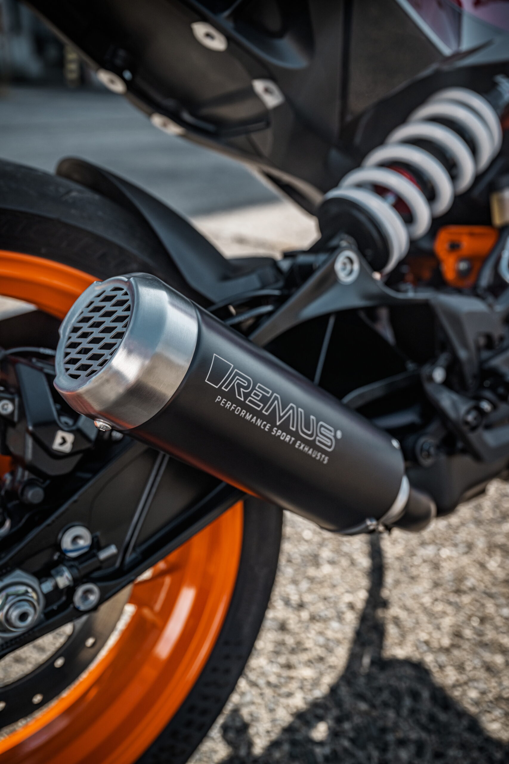 First Look: 2024 KTM Duke 390 | Devitt Insurance