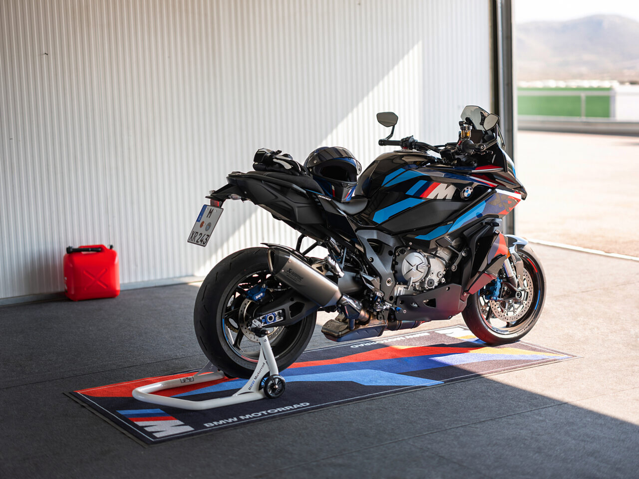 2024 BMW M1000 XR and S1000 XR | Devitt Insurance