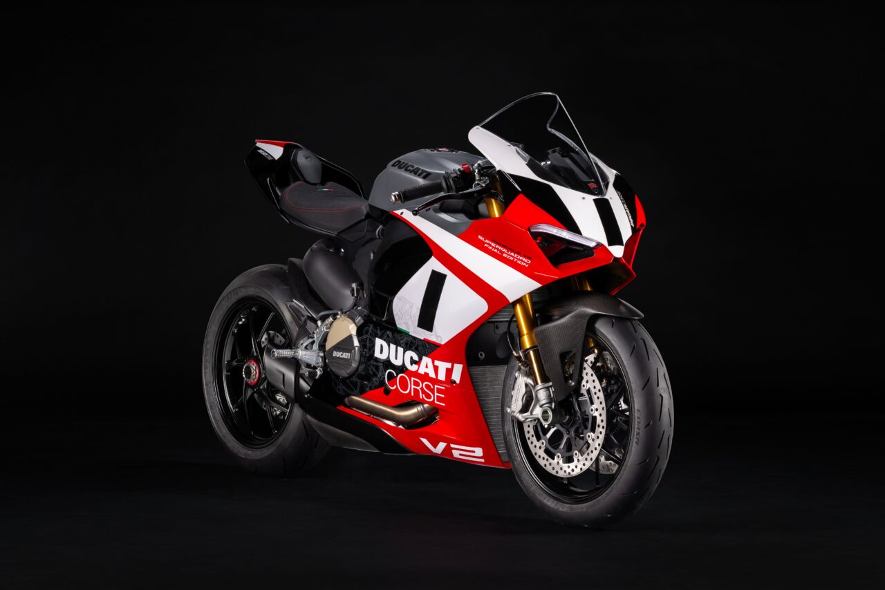 2024 Ducati Panigale V2 Superquadro Final Edition | Devitt