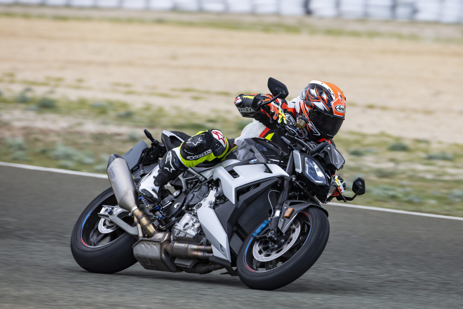 Quick spin on the 2025 BMW S1000 R and M1000 R | Devitt
